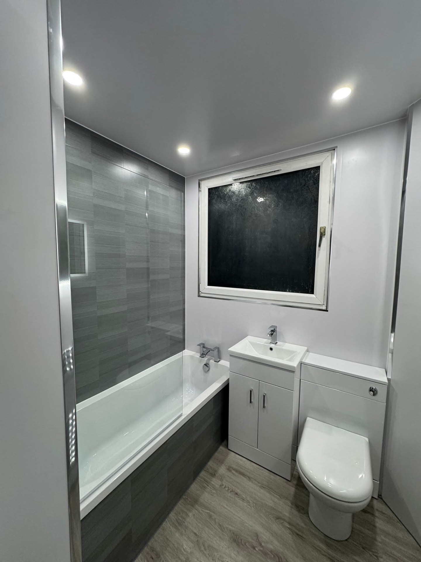 Wet Wall Glasgow | Wet Wall & Bathroom Specialists | Supply, Fit ...